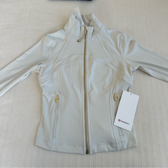 lululemon athletica | Jackets & Coats | Lululemon Define Cropped Nulu ...